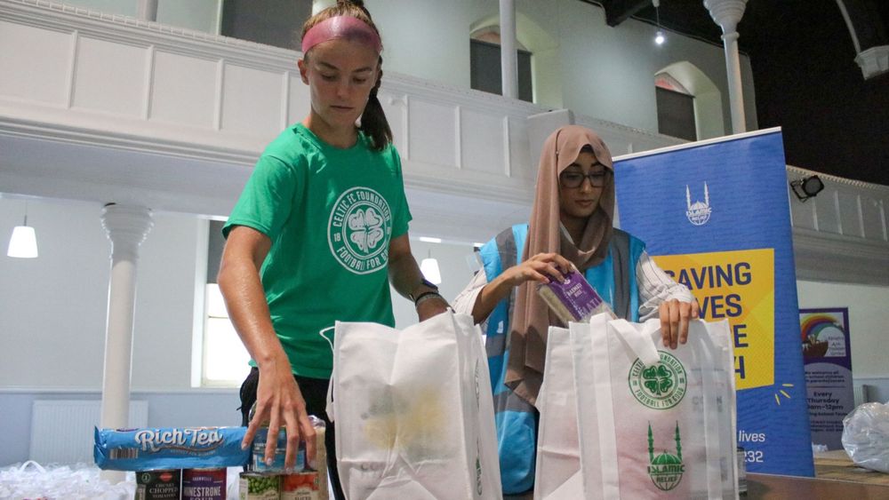 Foundation and Islamic Relief UK help feed 1000 individuals and families