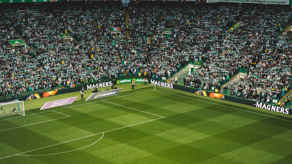 Win an amazing pitch-side trophy day experience